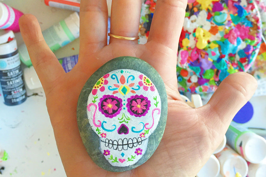 DIY Sugar Skull Crafts for Dia De Los Muertos | OOLY