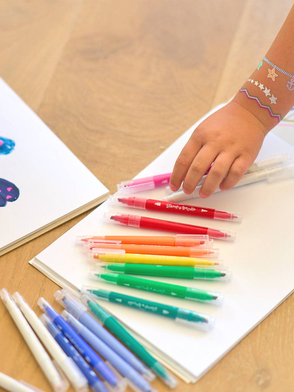 Colored Art Marker Sets for Everyone! - OOLY